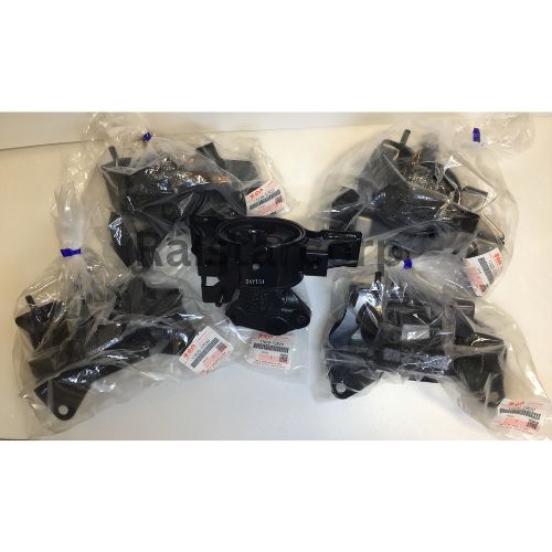 Genuine SUZUKI INSULATOR ENGINE MOUNTING 11620-52R20